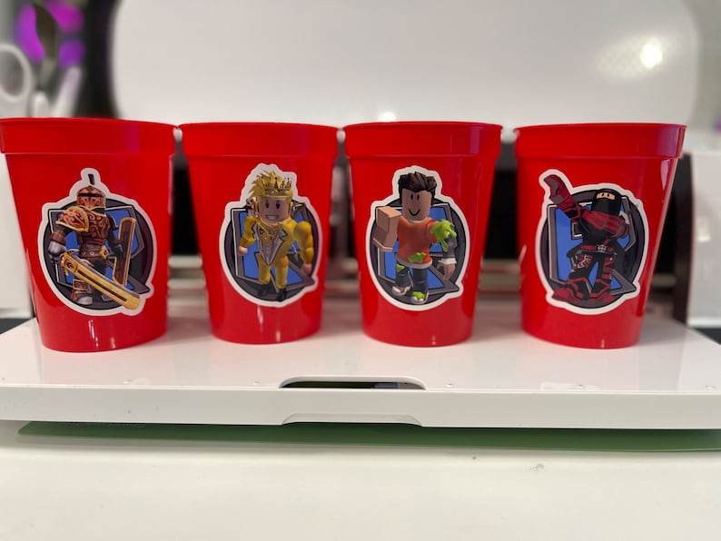 Red Plastic Stadium Cup for Gamers Boys pack of 8 - Etsy