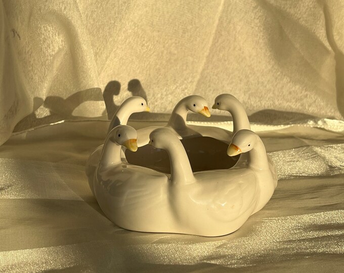 Vintage Gaggle of Geese White Ceramic Planter / Circle of Geese Ceramic ...