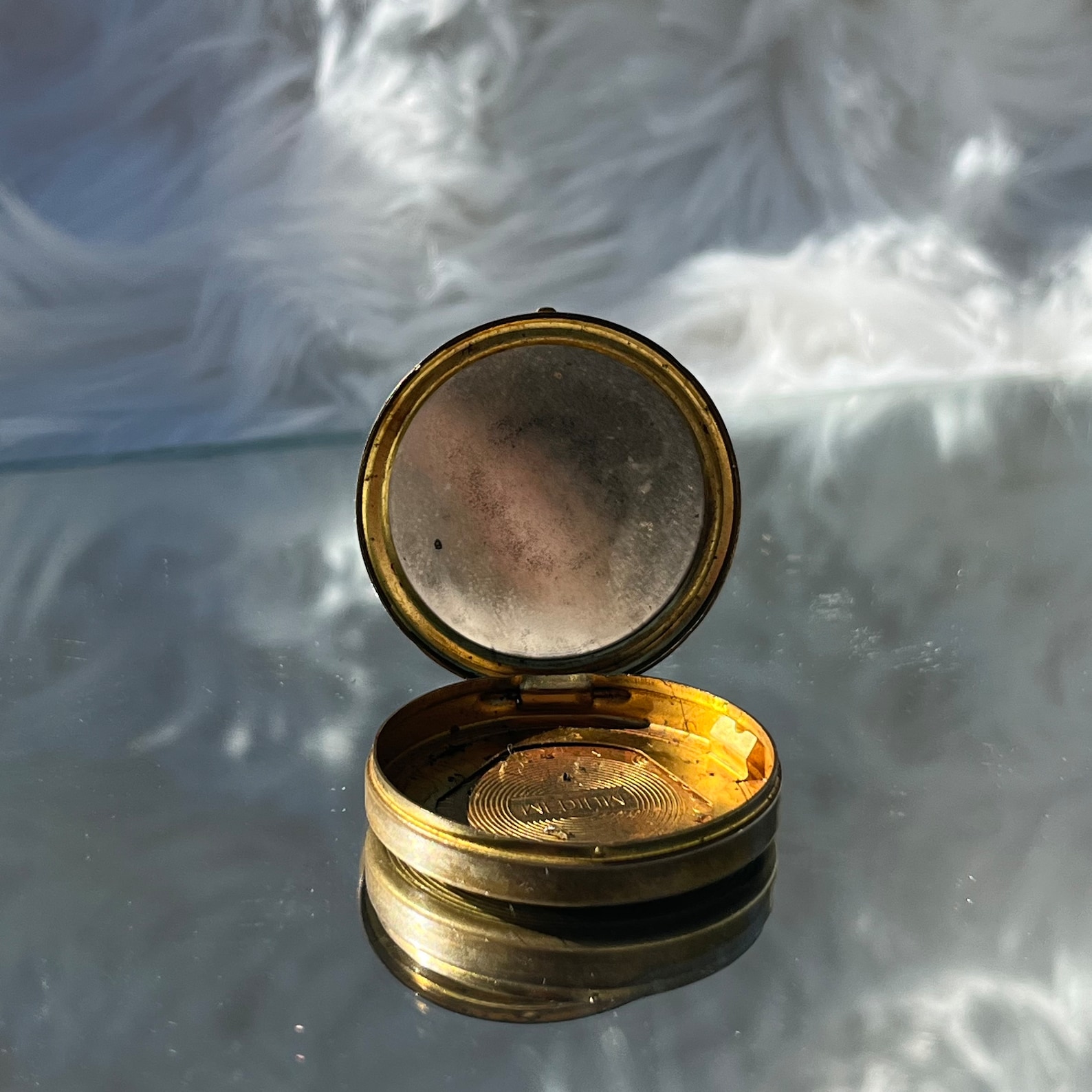 Vintage 1940s COTY Rouge Gold Compact Makeup Mirror / Airspun New York ...