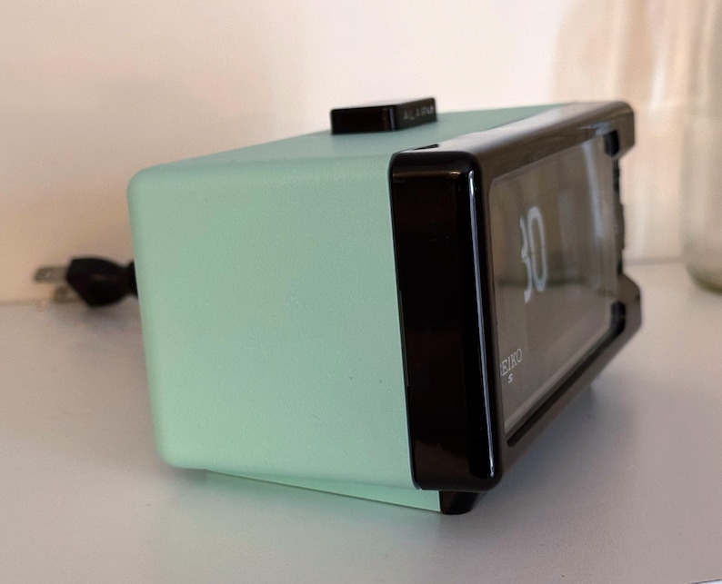 Vintage Seiko Flip Clock | Diner Blue, 70's Japan - Etsy