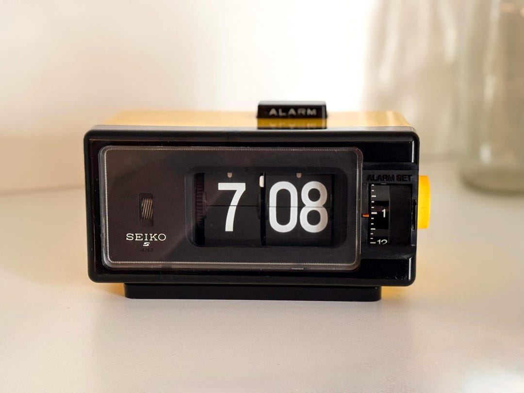 Vintage Seiko Flip Clock | Space Age | Rare Yellow, 70's Japan - Etsy