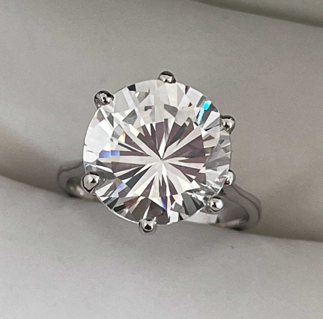 Vintage Uncas Solitaire Ring With Cubic Zirconia Accents 14K Gold ...