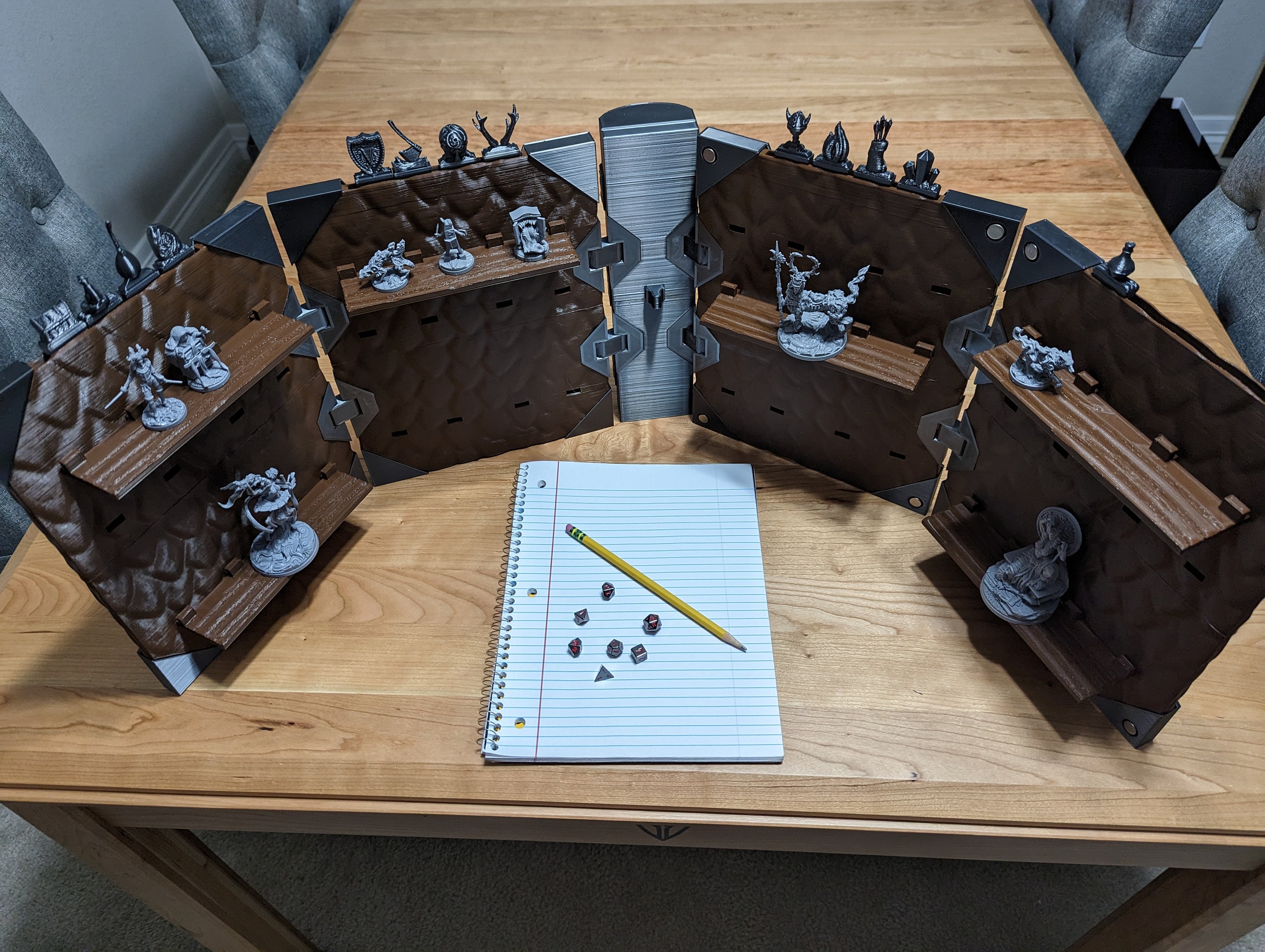 GM Screen Fully Customizable the Raconteur's Master Screen - Etsy