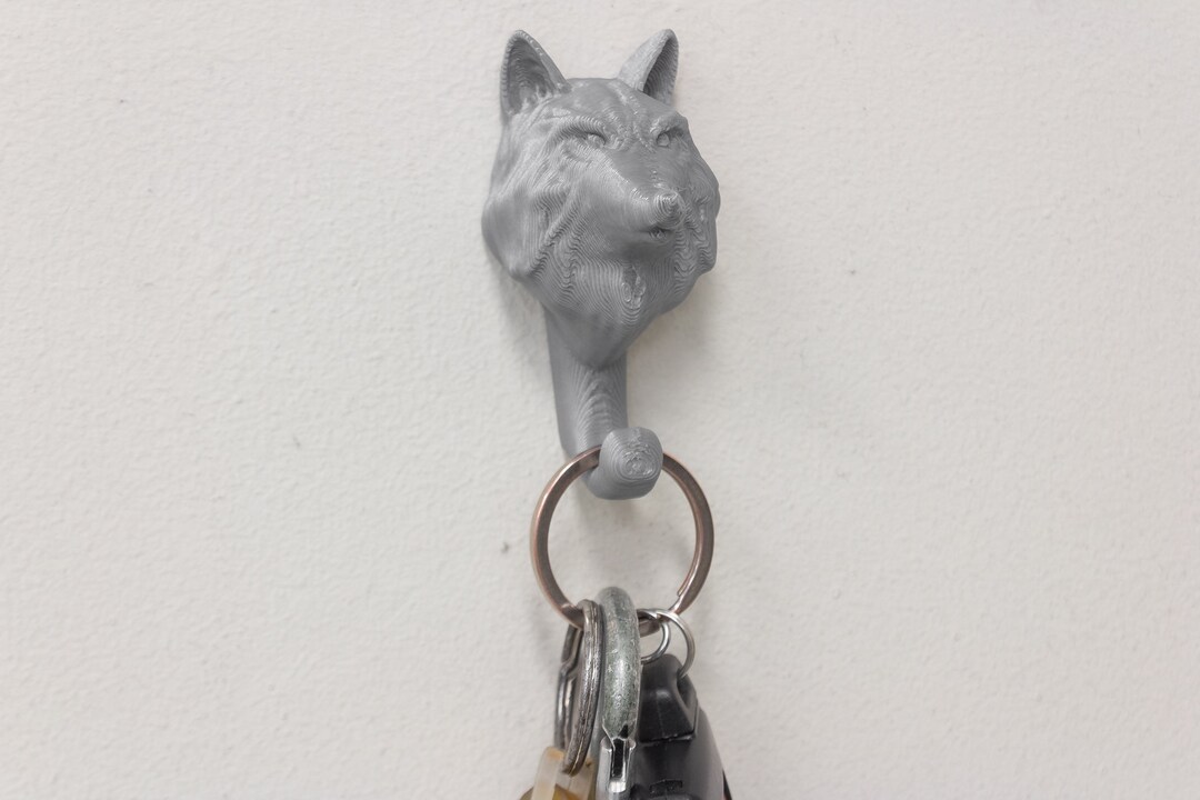 Wolf Key Wall Hook Unique Decoration for Living Room Hanging Wall Art ...