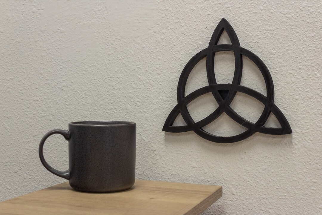 Trinity Knot Wall Art Unique Decoration for Living Room Hanging Wall ...