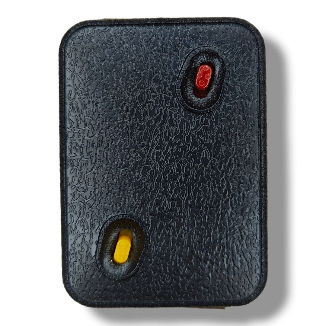 Vintage Key-jector Automatic Ejector Key Holder Case Holds 4 Keys Swank ...