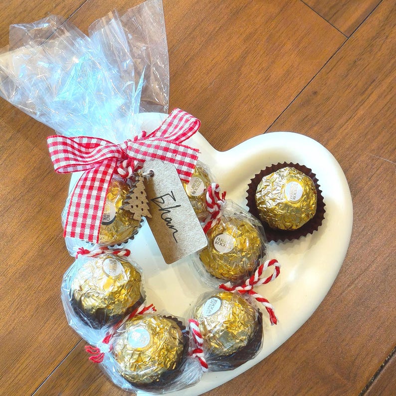 Ferrero Rocher Chocolate Christmas Wreath,customizable With a ...