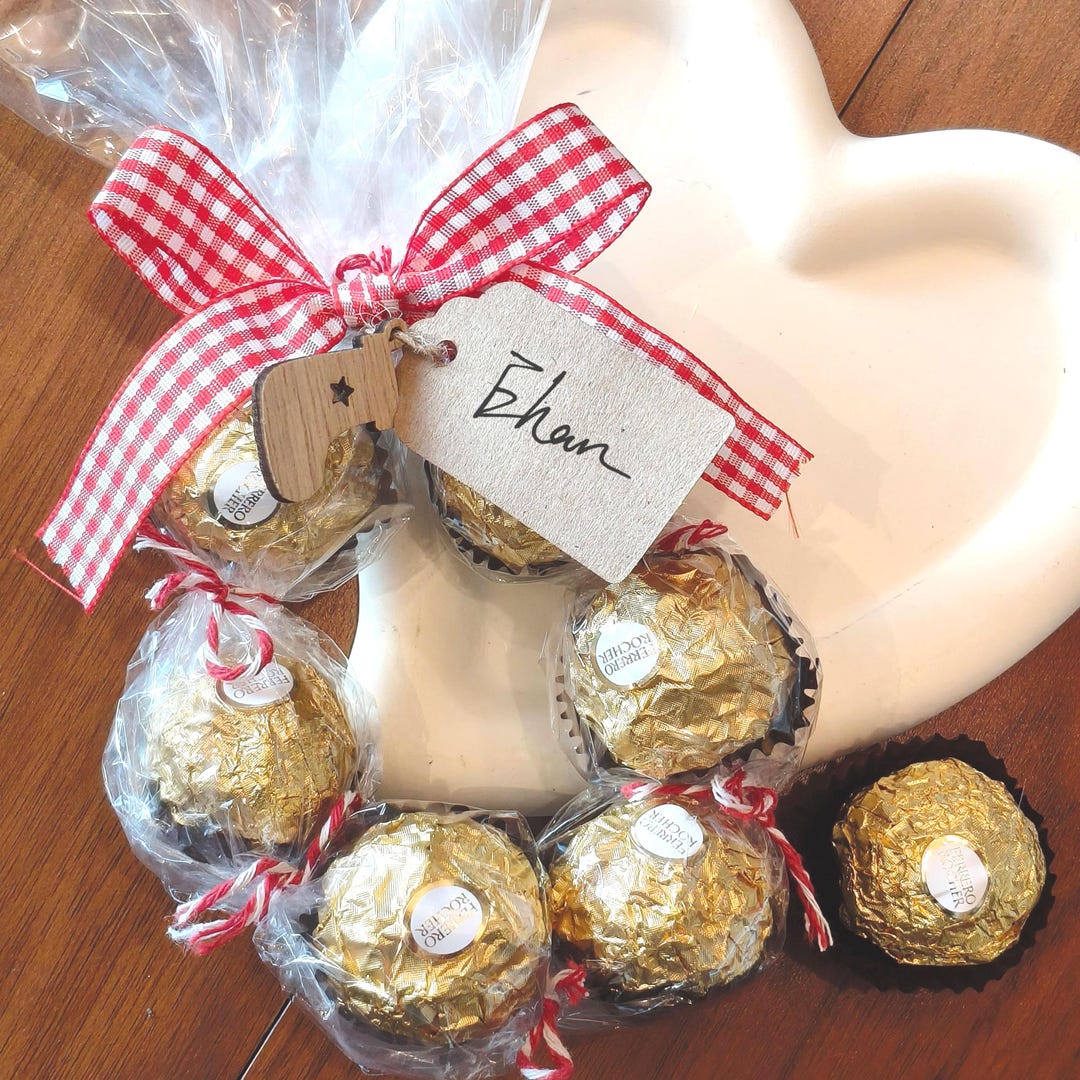 Ferrero Rocher Chocolate Christmas Wreath,customizable With a ...