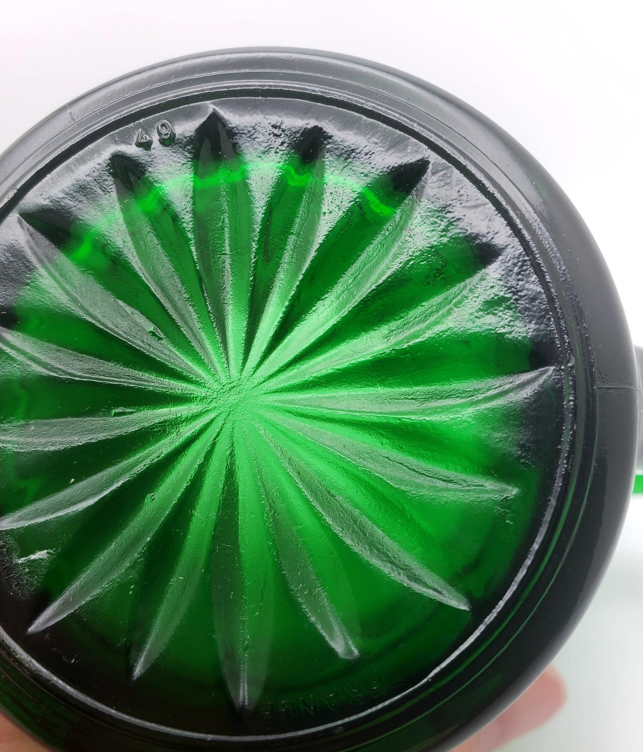 Vintage Diamond Cut Leaf Pattern Emerald Green Mugs Set of 4 Perfect ...