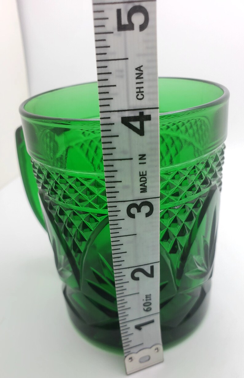 Vintage Diamond Cut Leaf Pattern Emerald Green Mugs Set of 4 Perfect ...