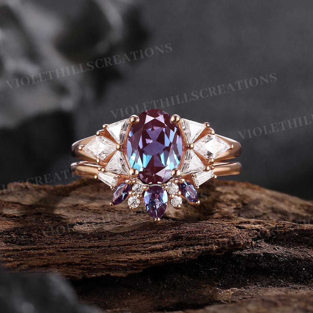 Art Deco Oval Alexandrite Engagement Ring Set Moissanite Cluster Ring ...