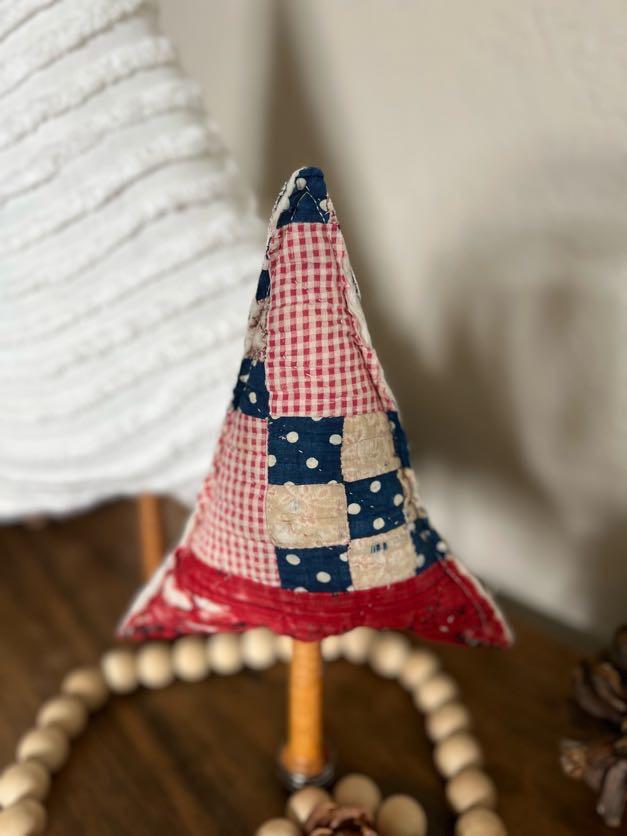 Antique Spool Tree | Antique Cutter Quilt Christmas Cottagecore Hygge ...