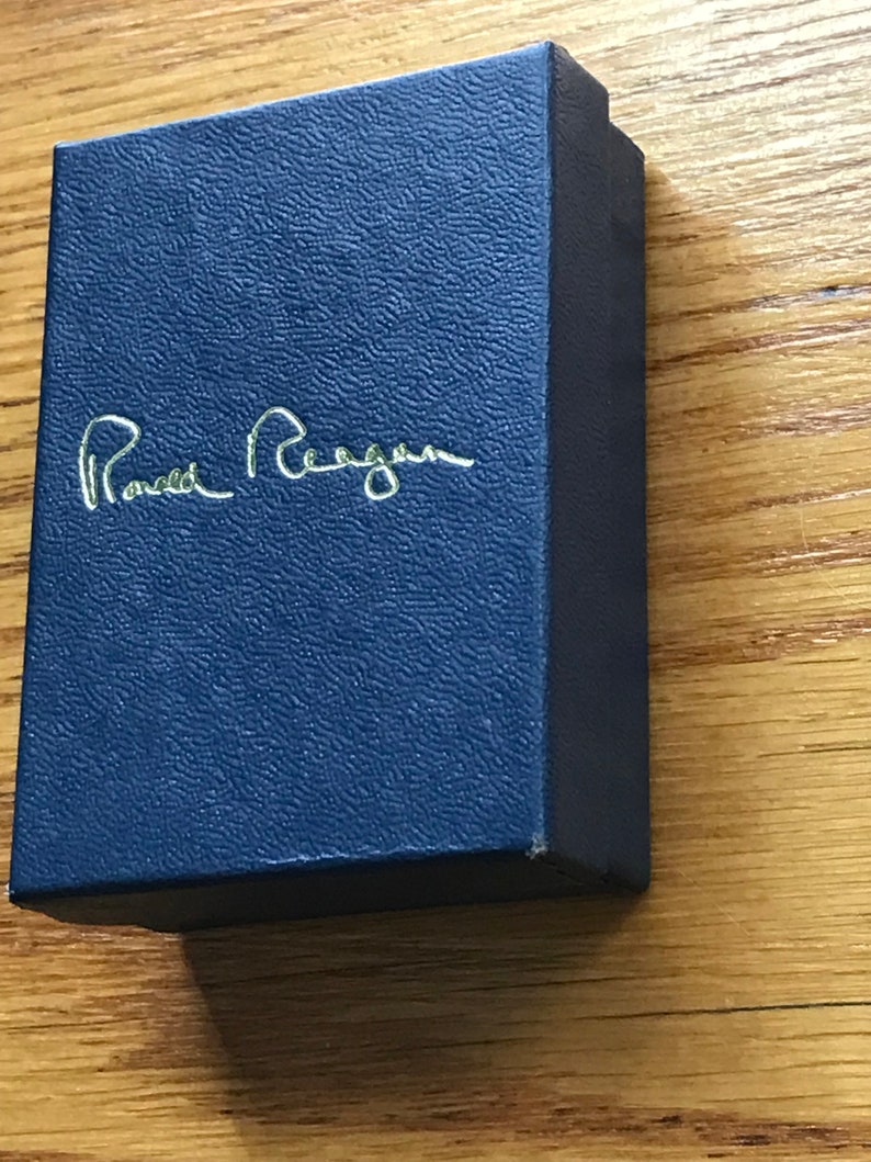 Ronald Reagan Signed Presidential Seal Locket, Republican GOP ...
