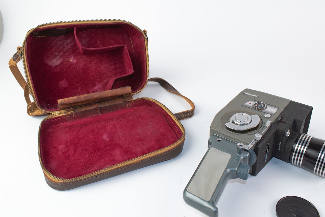 Crown Cronica-8 8mm Camera (1960's) - Vintage - Etsy