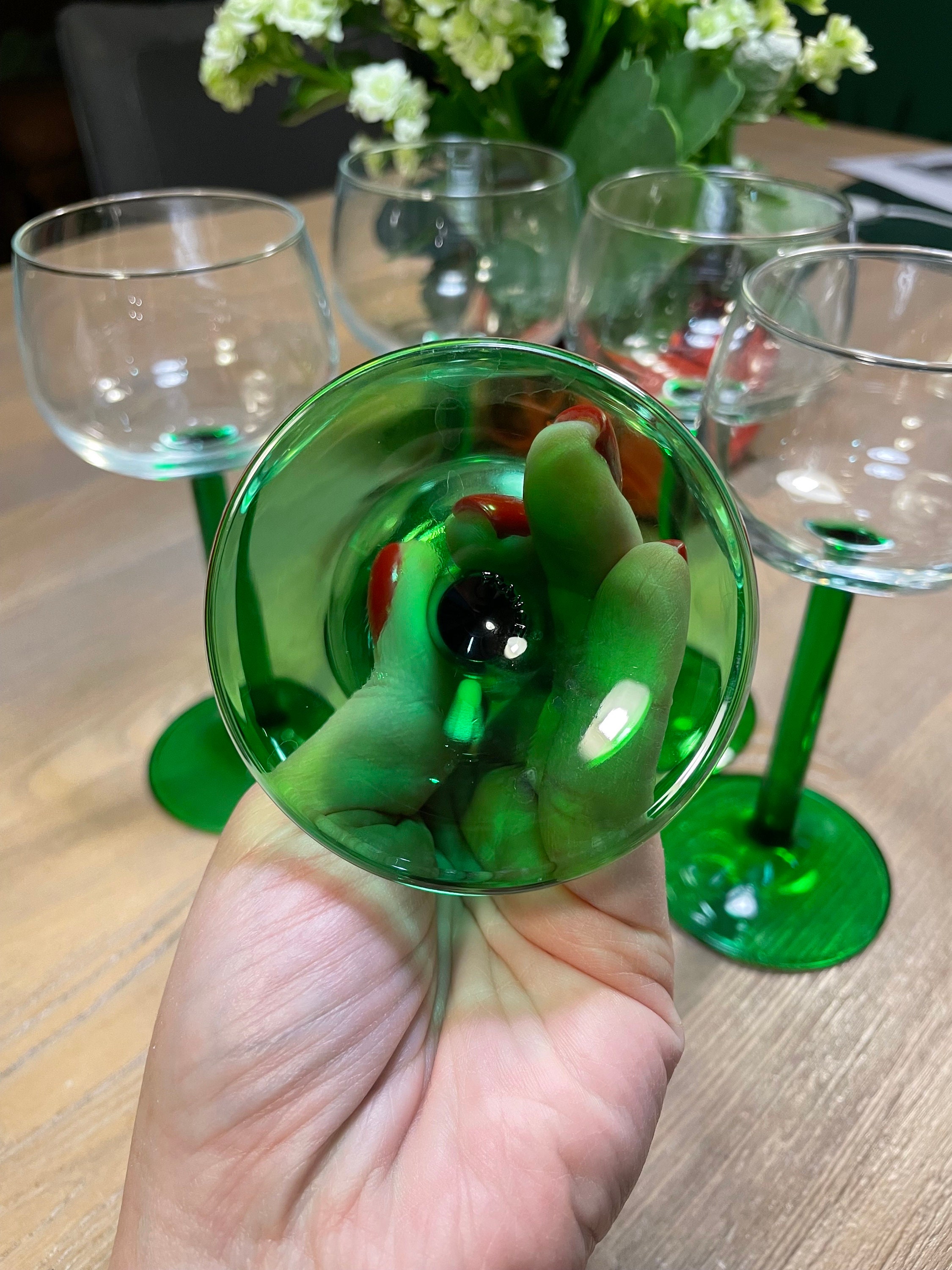 Set of 4 Luminarc Emerald Green Wine Glasses // Mid Century Vintage ...