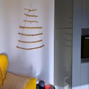 Eco-friendly Wooden Branch Wall Christmas Tree: Minimalist Advent Decor ...