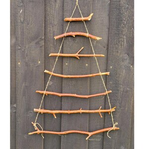 Eco-friendly Wooden Branch Wall Christmas Tree: Minimalist Advent Decor ...