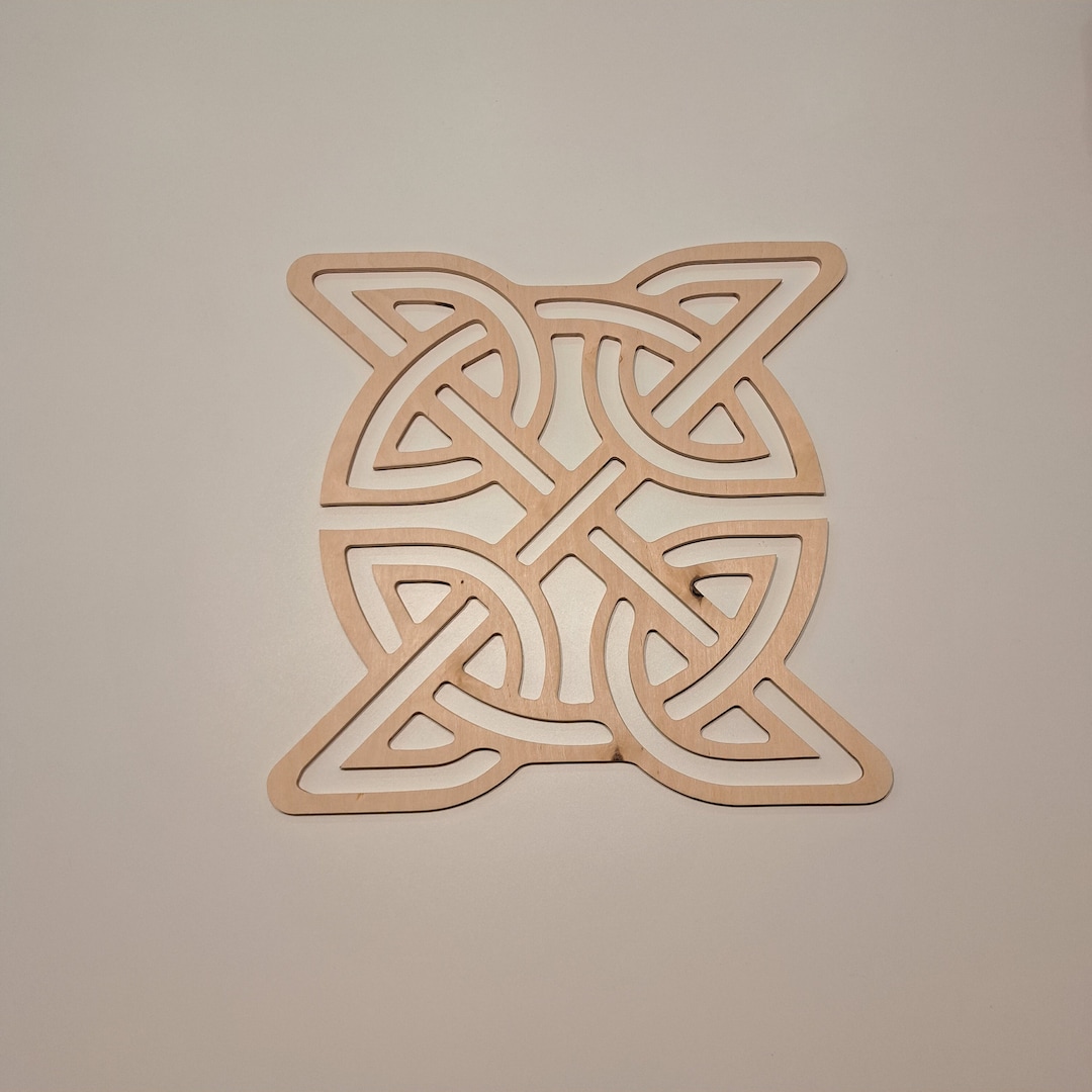 Irish Home Decor, Celtic Gift, Wooden Celtic Knot Room Decor, Symbolic ...