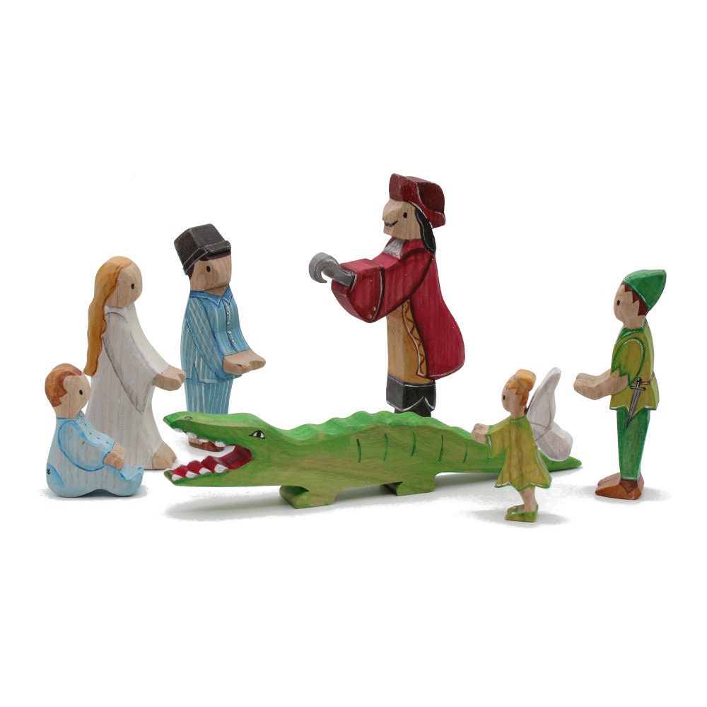 Wooden Peter Pan Figurines Set / 7 Figures - Etsy
