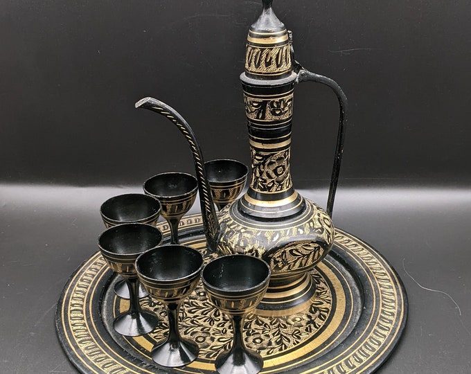Indian Aftaba Surahi Black & Brass 8 Piece Set, Tray With Jug and Six ...