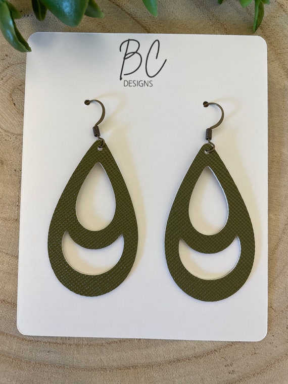 Peek A Boo Chive Green Saffiano Teardrop Vegan Leather Etsy