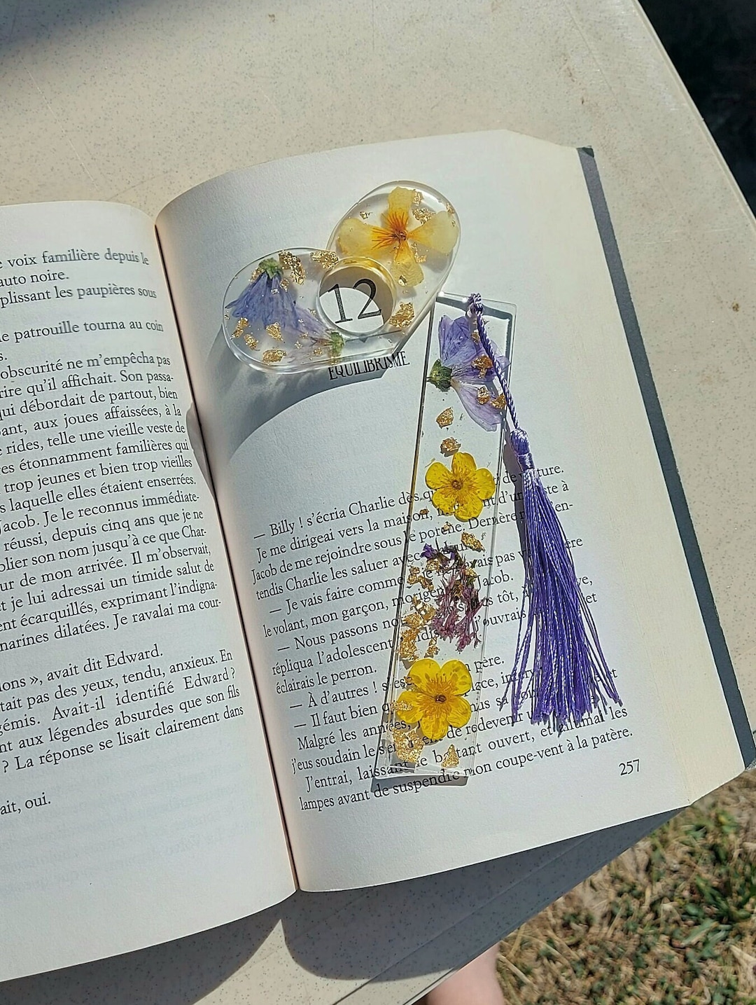 Kit de lecture - marque page et bague de lecture en résine - booktok ...