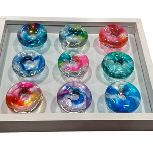 Tye Dye Ring Sculpture, Colorful Wall Hanging, Resin Rings, Rainbow ...
