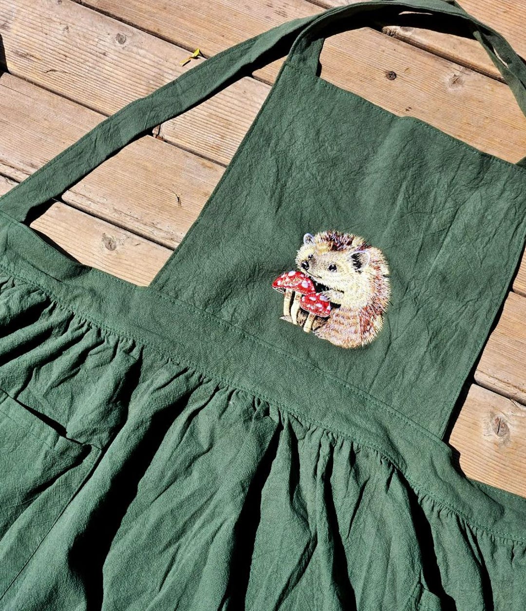 Embroidered Cotton Kitchen Apron: Hedgehog Design, Gardening Gift - Etsy