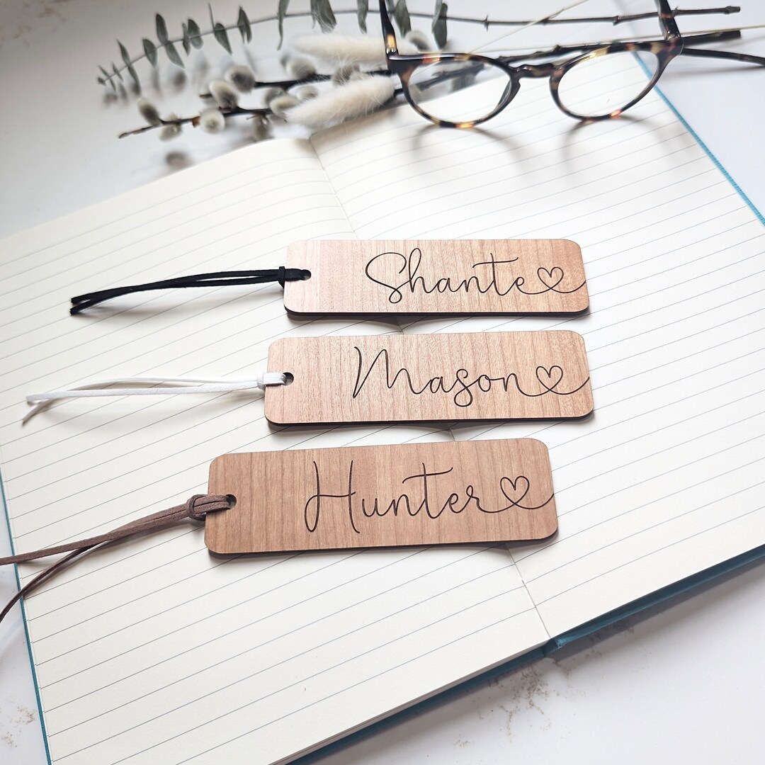 Personalized Wooden Bookmarks, Birth Flower Gifts, Engraved Bookmarks ...