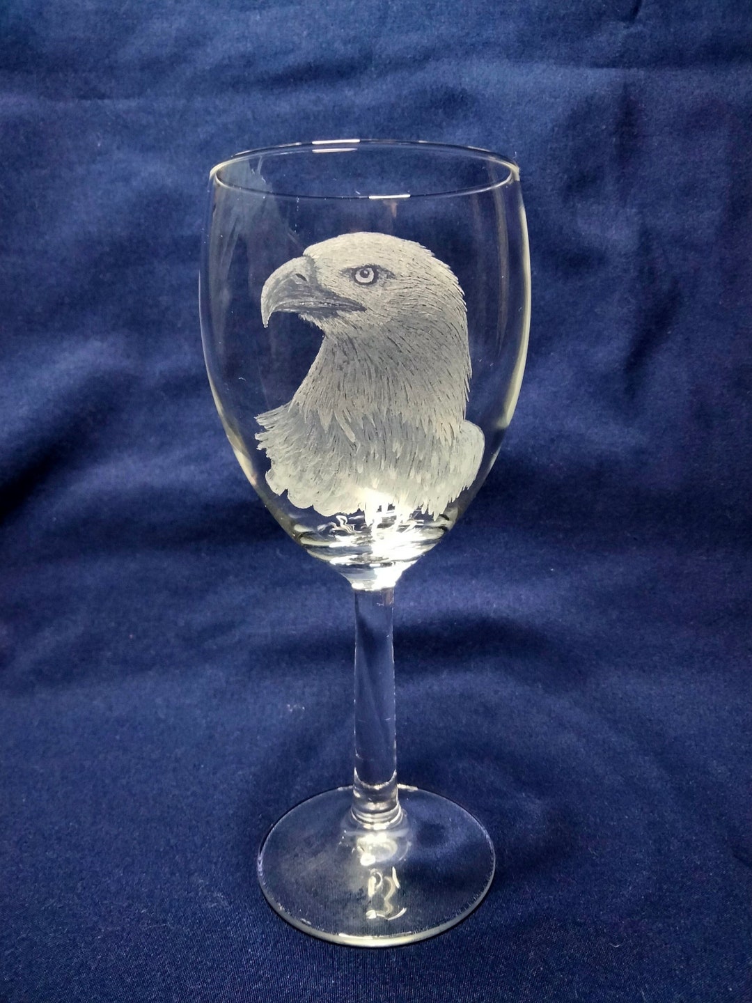 Personalized Bald Eagle Wine Glass Goblet | Hand Etched Glass | Hand ...