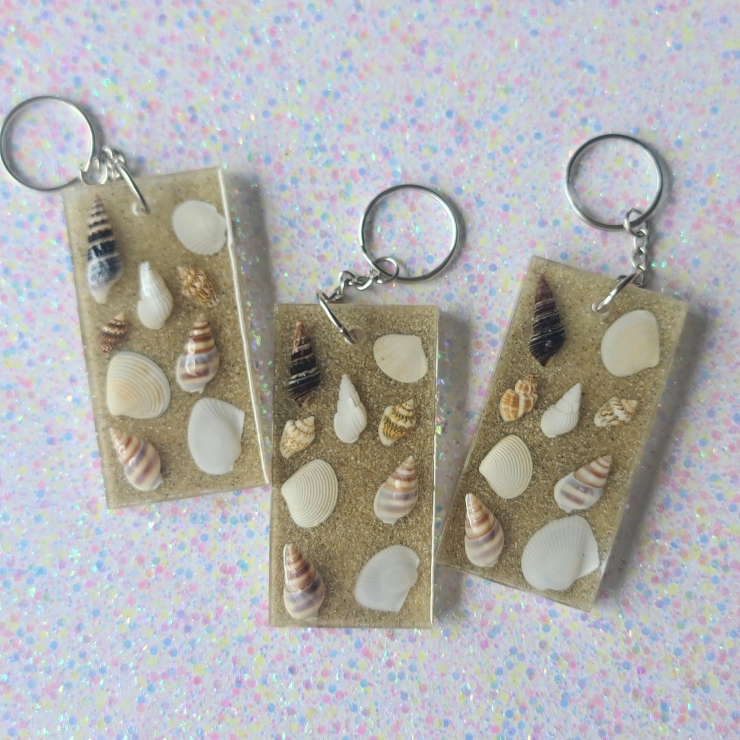 Sand and Shells Resin Keychain - Etsy