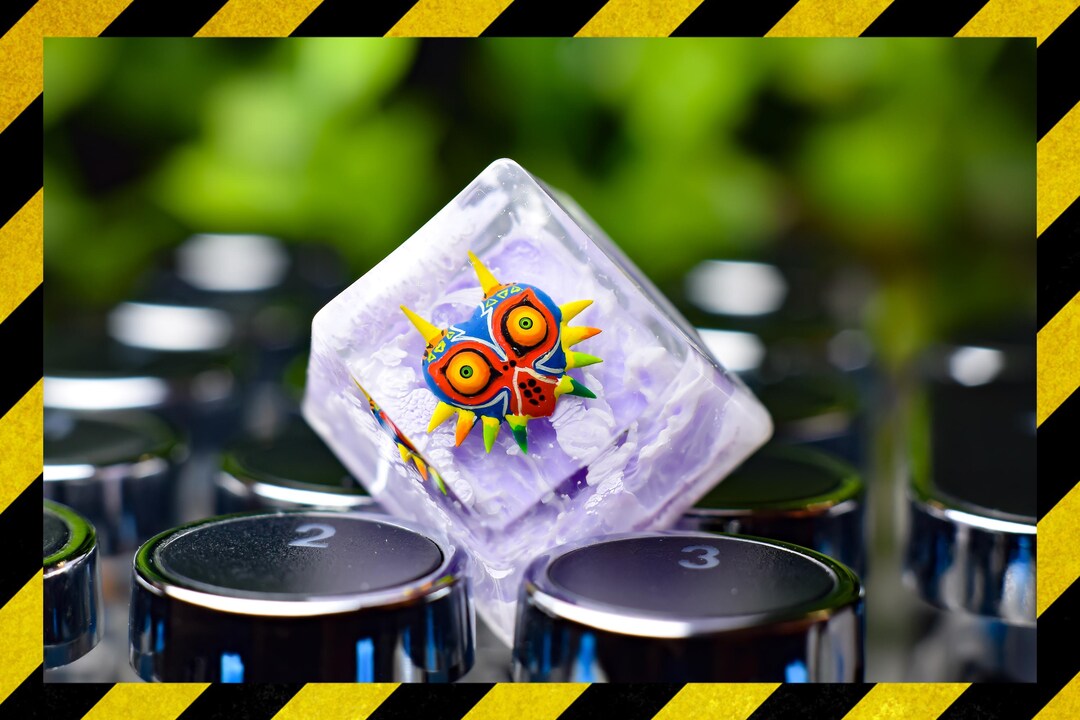 Majora's Mask Keycap Resin, Colorful and Spiky Mask, Gaming Keycap ...