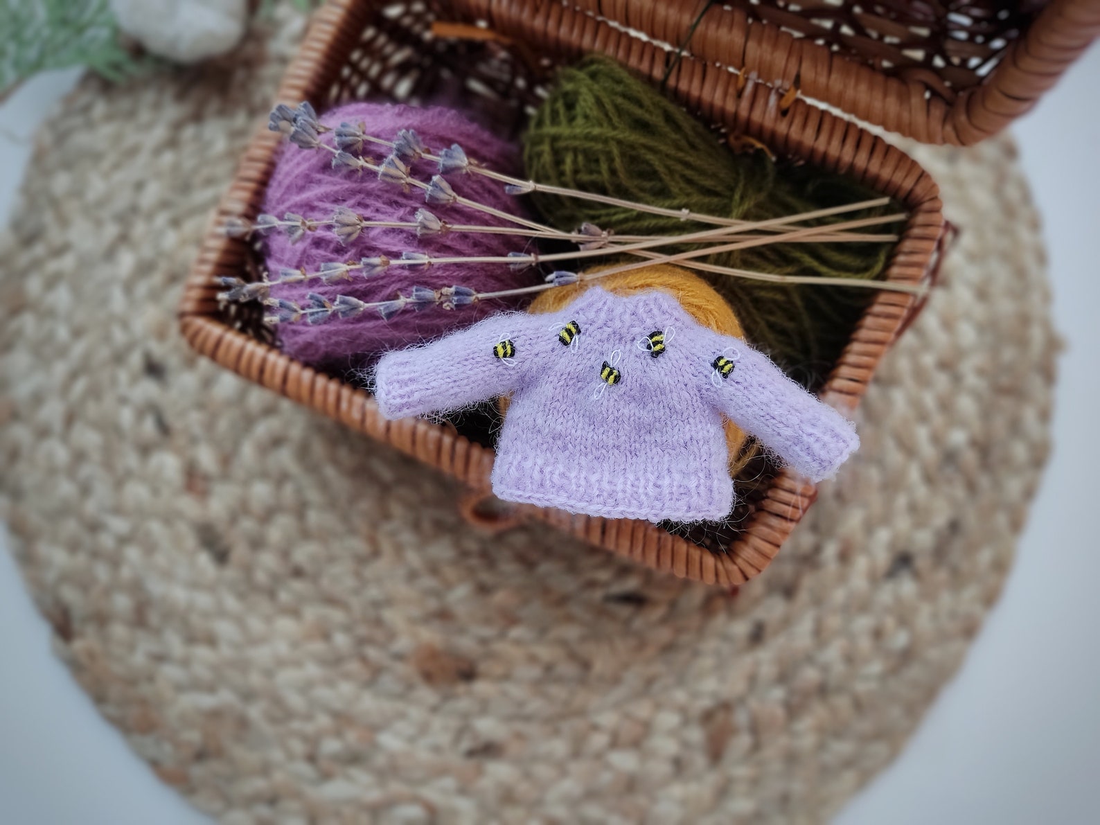 Tiny Bee Cardigan KNITTING PATTERN for Obitsu 11 on Easter / Miniature ...