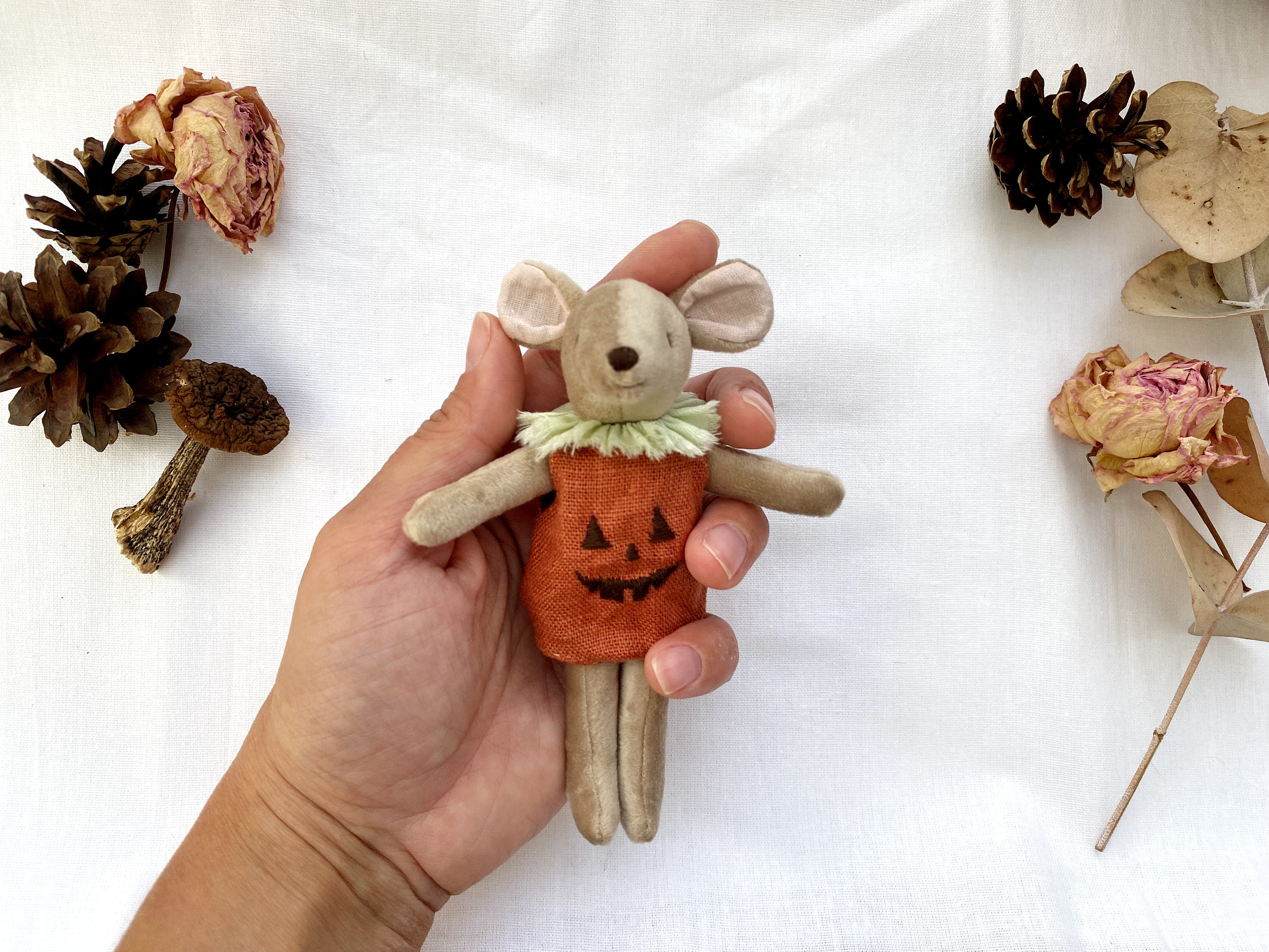 Pumpkin Romper Sewing Pattern for Maileg Mouse, Beginner Hand Sewing ...