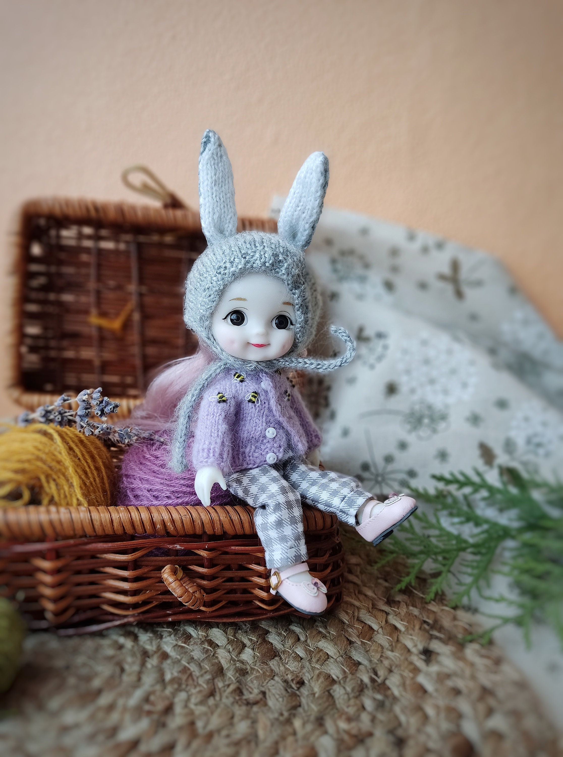 Tiny Bee Cardigan KNITTING PATTERN for Obitsu 11 on Easter / Miniature ...