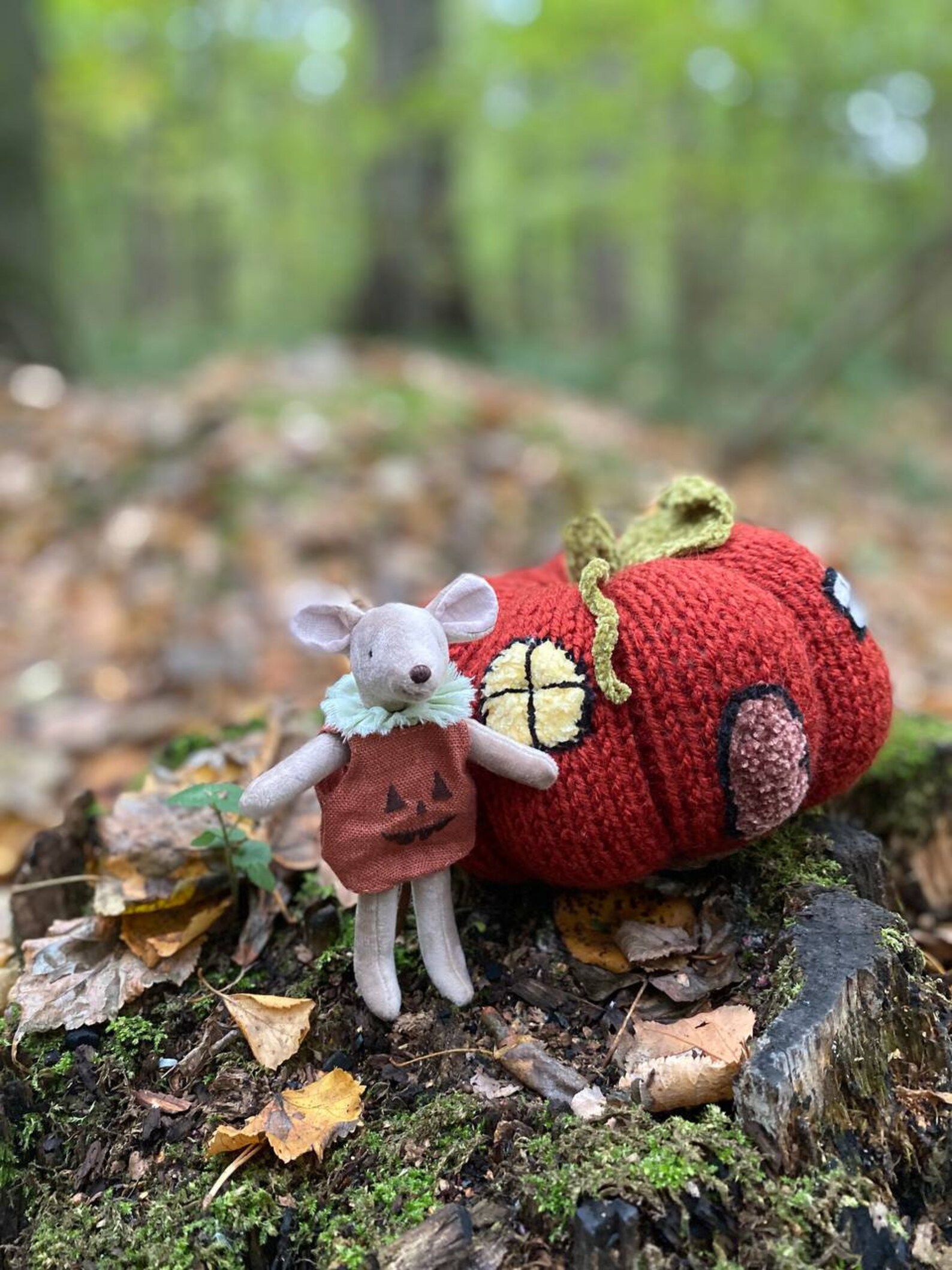 Pumpkin House Knitting Pattern for Maileg Mouse, Miniature Dollhouse ...