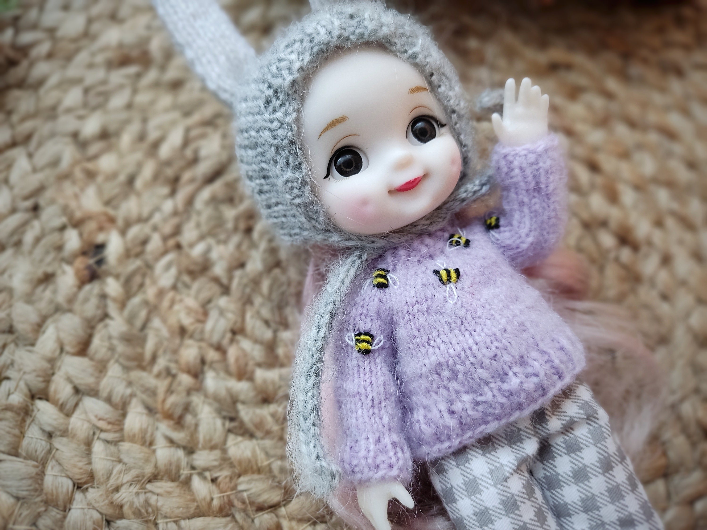 Tiny Bee Cardigan KNITTING PATTERN for Obitsu 11 on Easter / Miniature ...