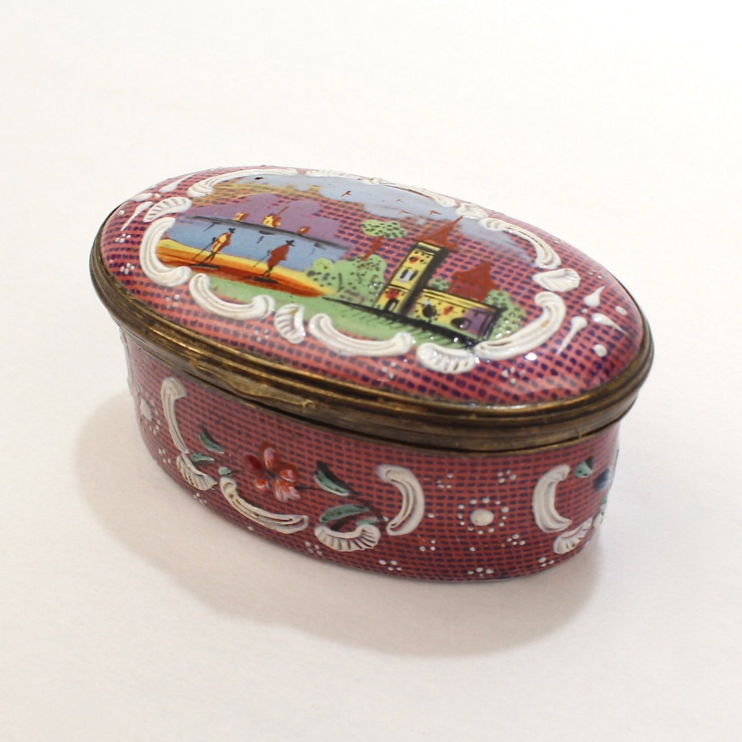 Antique Oval 18th / 19th Century Purple Battersea Bilston Enamel Snuff ...