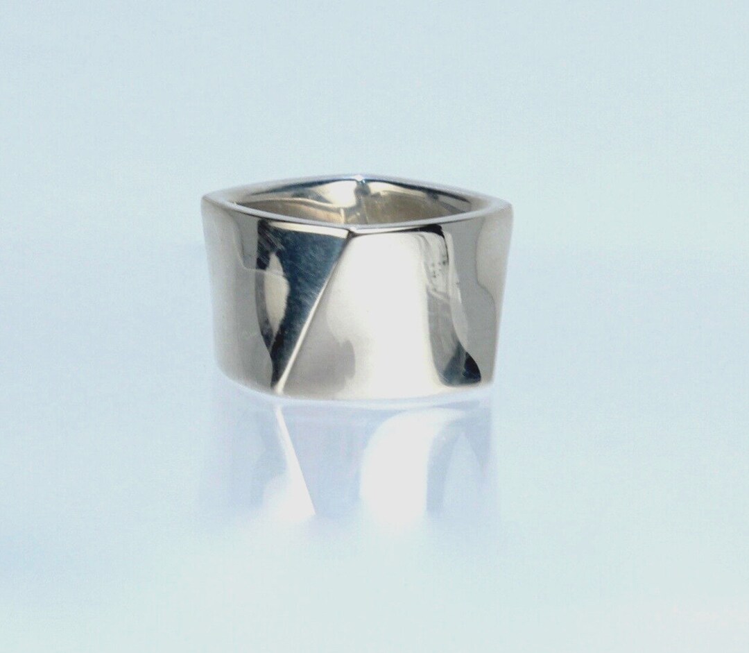 Vintage Tiffany & Co. Sterling Silver Torque Ring by Frank Gehry - Etsy