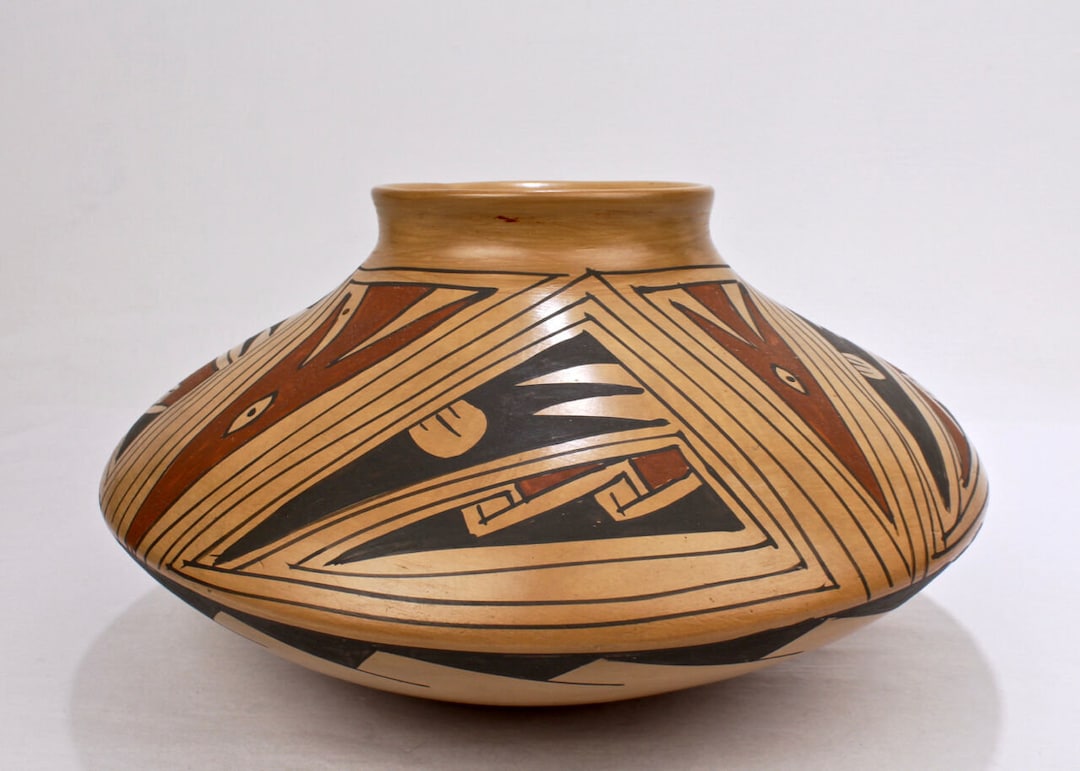 Squat Mata Ortiz Geometric Polychrome Pottery Olla by Genoveva Sandovaz ...