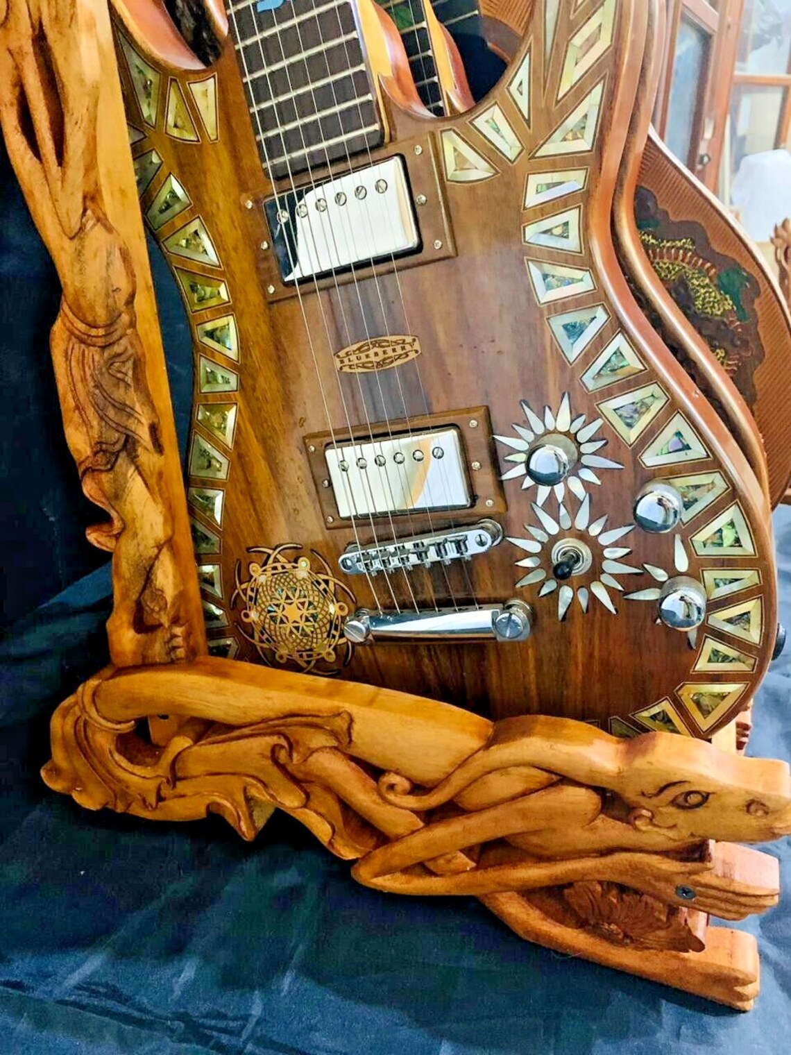 Blueberry Handmade Wooden Guitar Stand for Three Guitars - Etsy