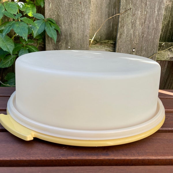 Vintage Cake Carrier - Etsy