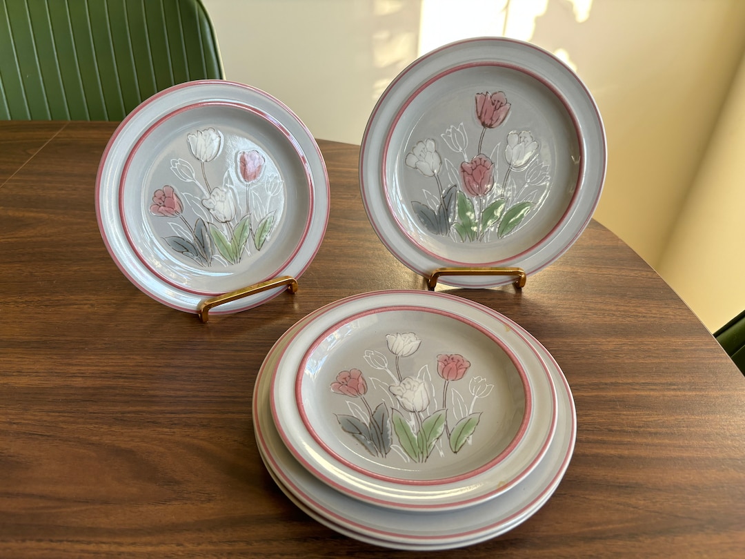 Vintage Plates Japan Pink Tulip Stoneware Set of 5 Plates Retro ...