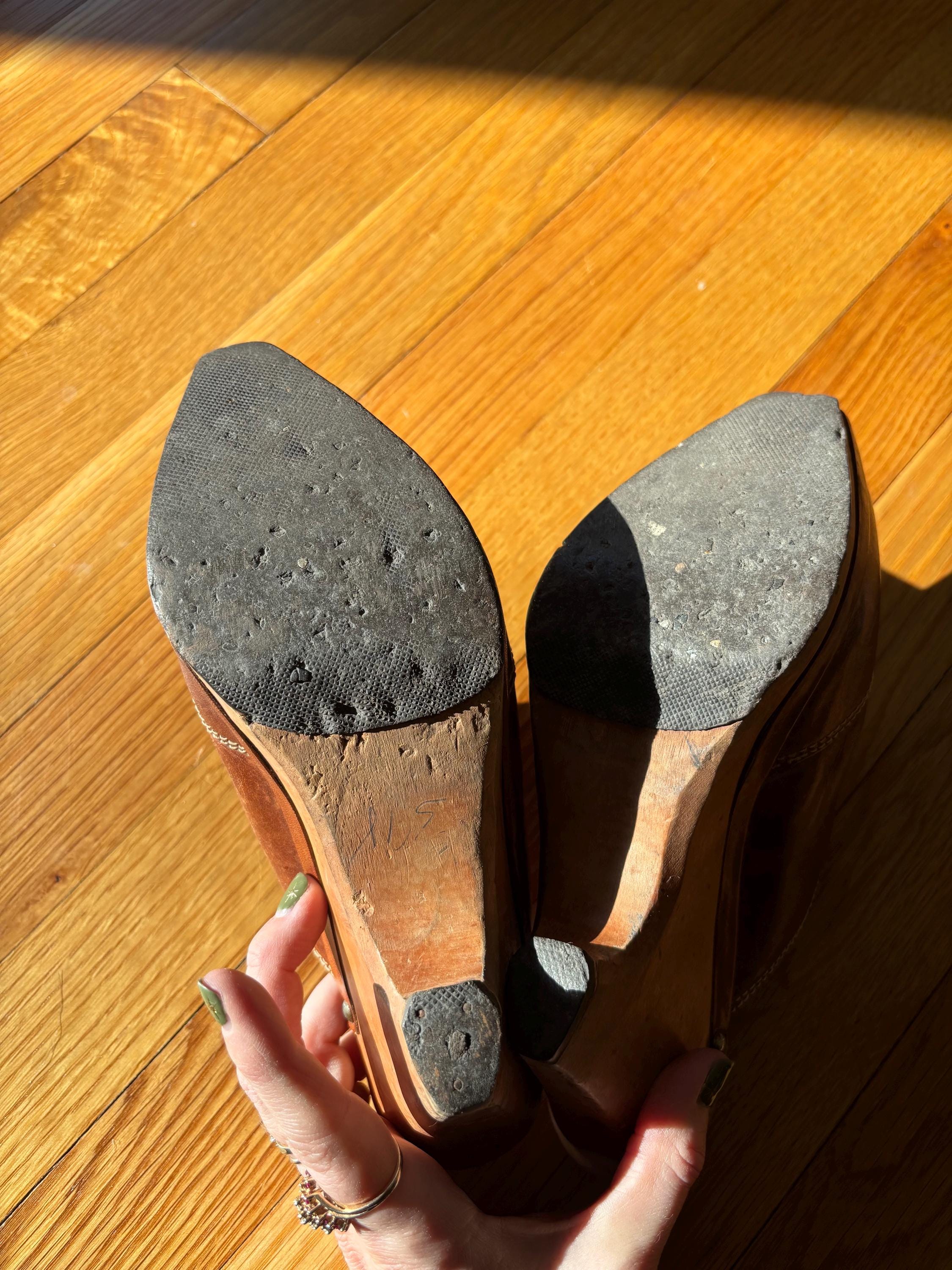 Vintage 1960s-1970s Western Cowboy Heel Clogs Wooden Base Leather Upper ...