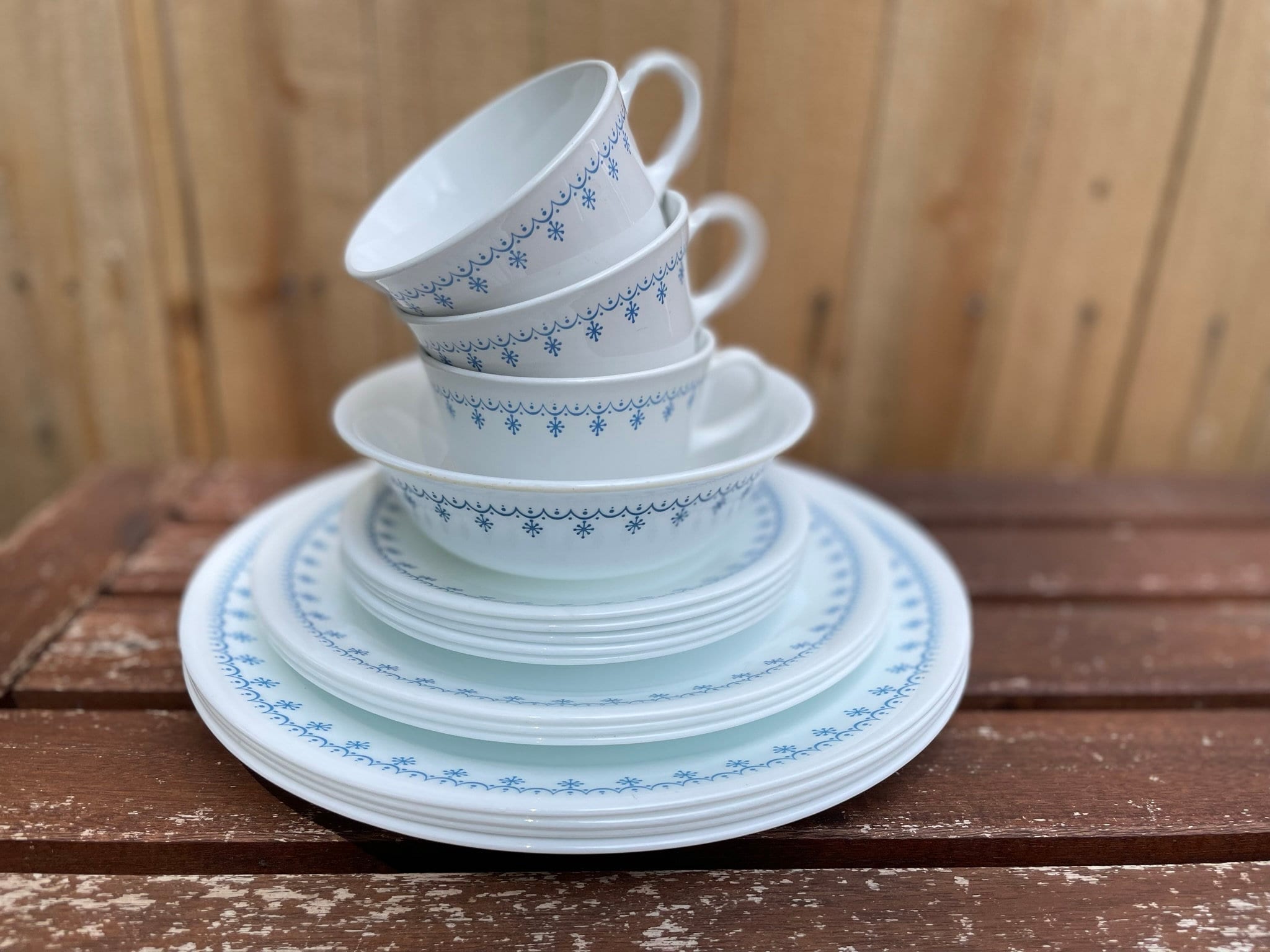 Corelle Blue Atomic Snowflake Garland 16 Piece Dish Set Retro Vintage ...