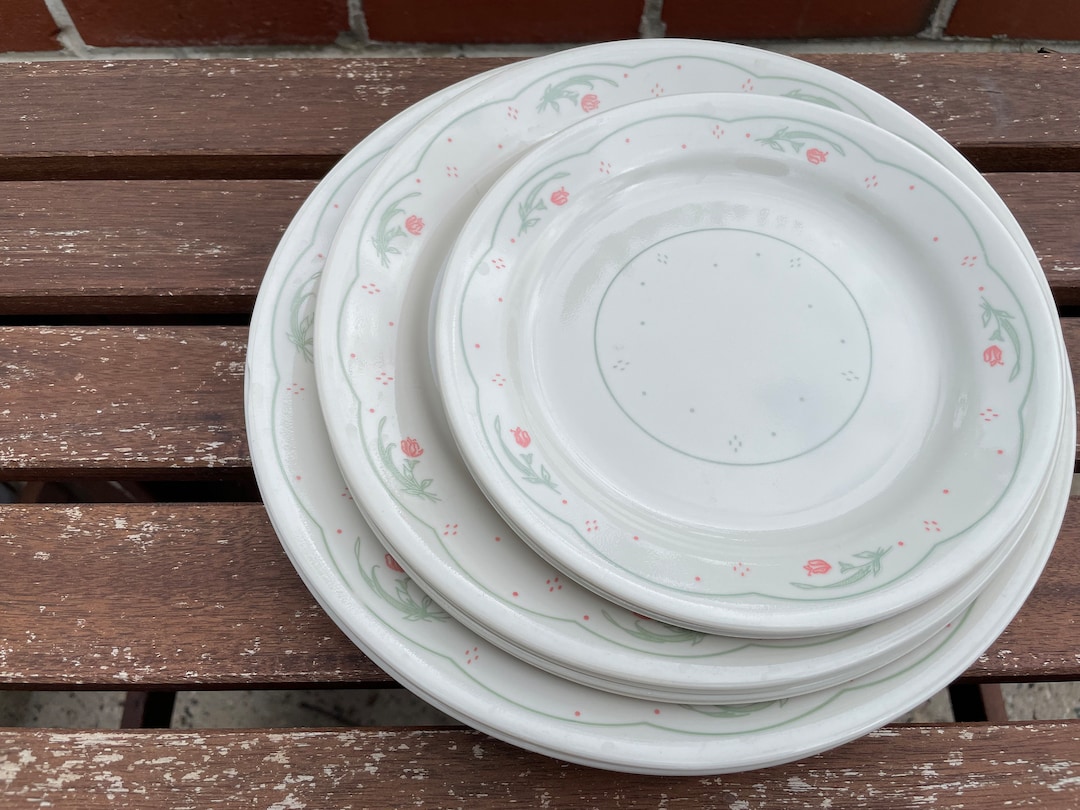 Corelle Calico Rose 11 Piece Dish Set Vintage 1980s 1990s Kitchen ...