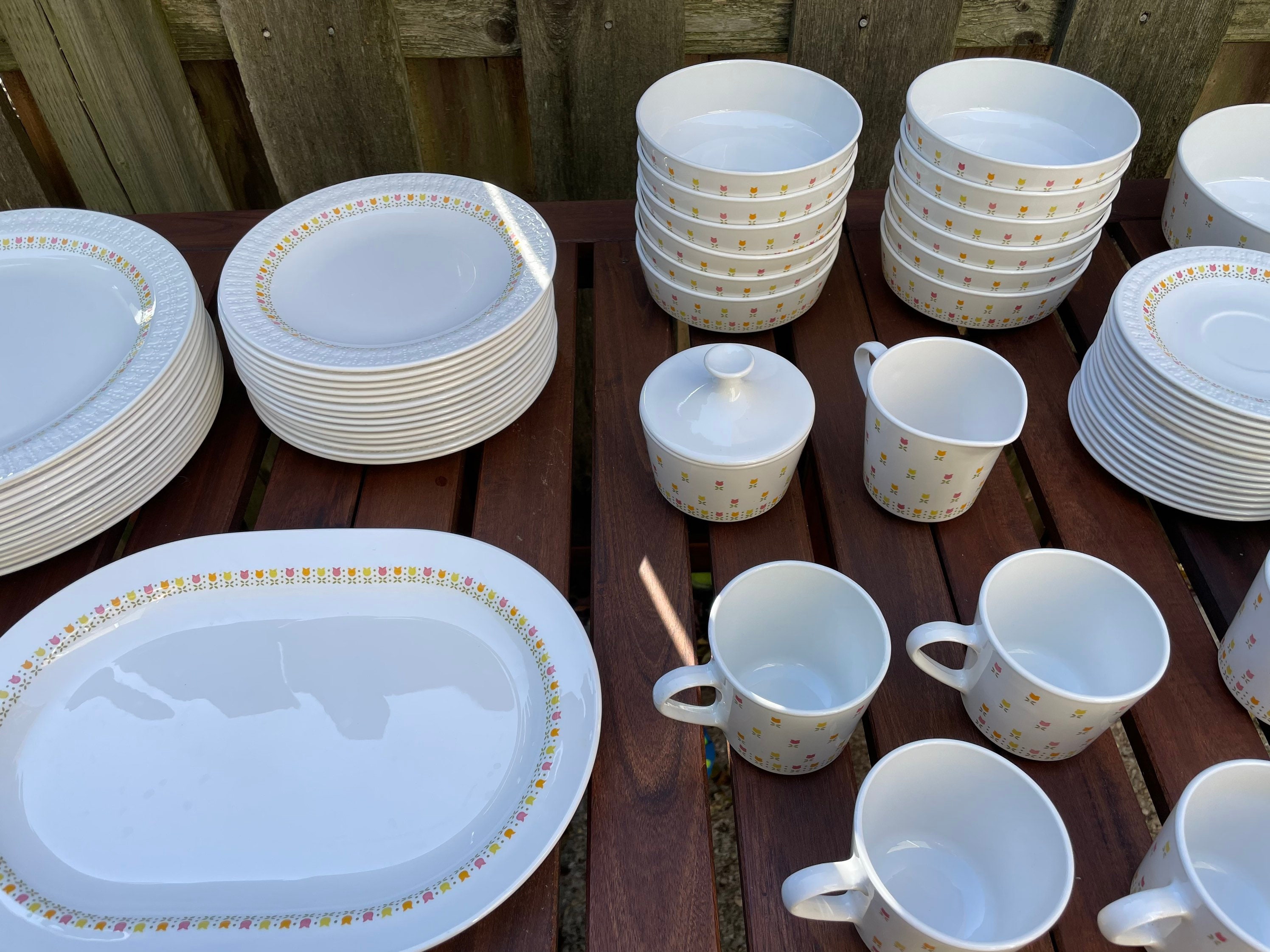 Centura by Corning April Tulip Vintage 1970s Large 70 Piece Dinner Set ...
