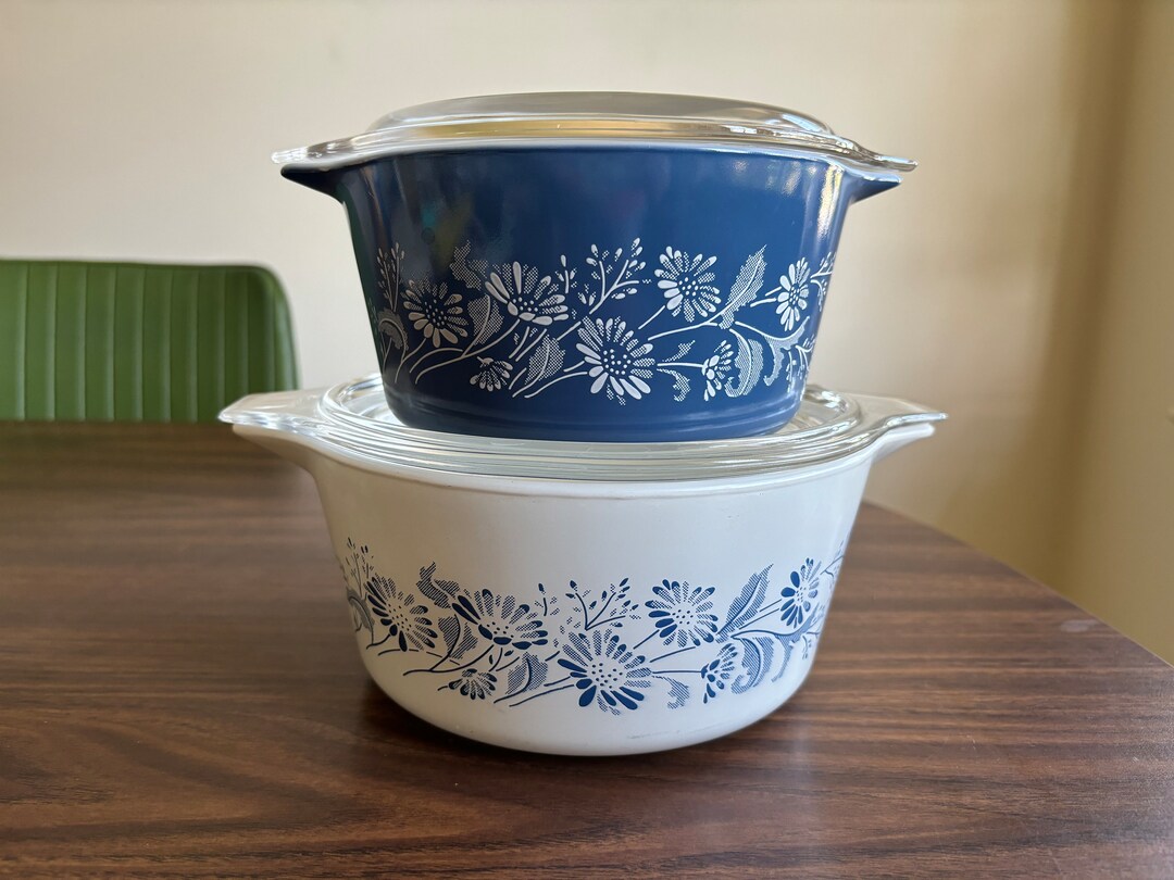 Pyrex Colonial Mist Vintage 1980s Blue and White Daisy Set of Two 473-B ...