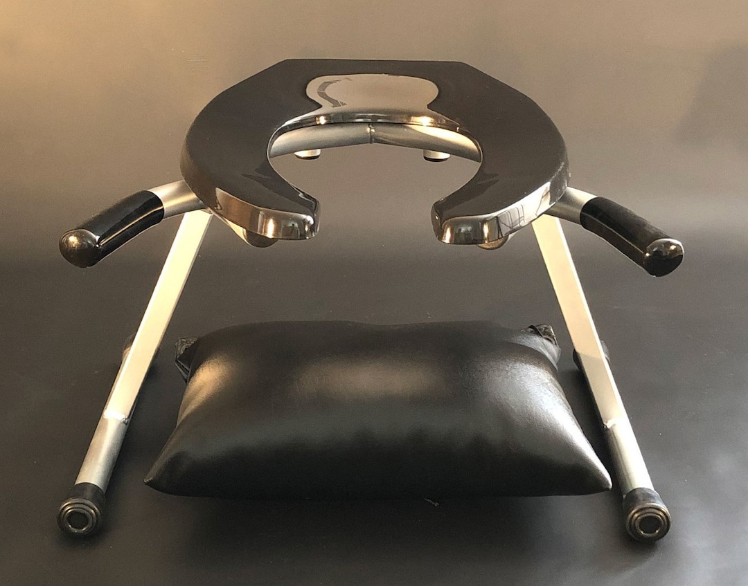 Queening and Rim Chair With Vinyl Pillow - Etsy