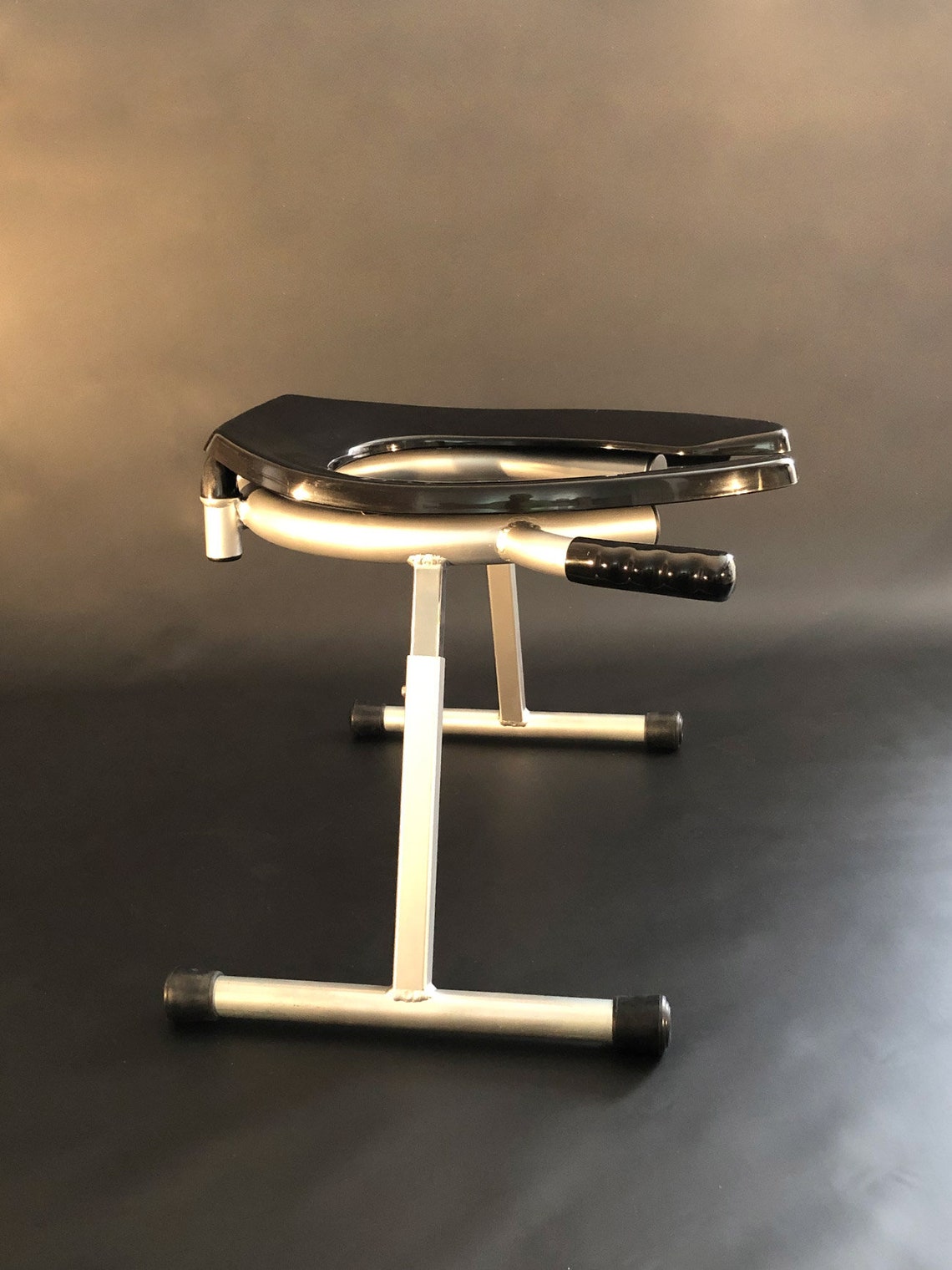 Queening and Rim Chair With Vinyl Pillow - Etsy